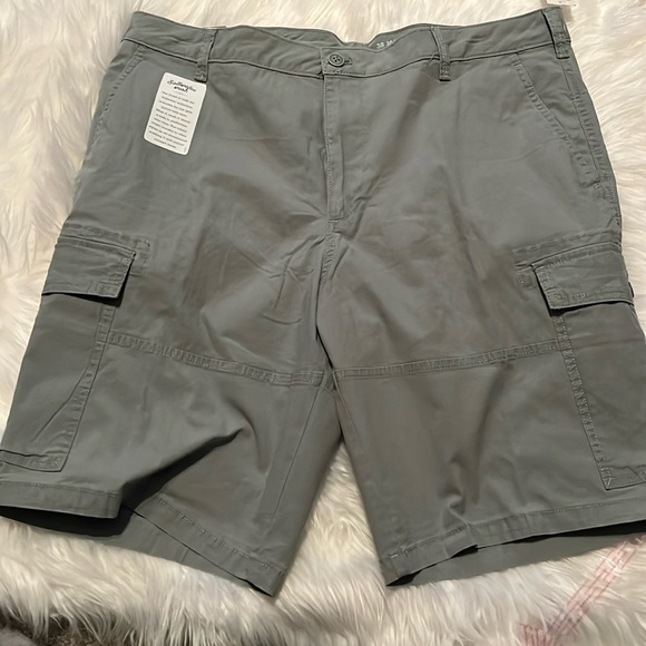 Izod | Shorts | Nwt Mens Izod Saltwater Relaxed Classic Pigment Dye Cargo Shorts | Poshmark